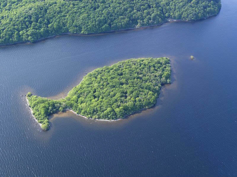 On the Shores of Loch Lomond and in Sterlingshire. Scotland — The Clan ...
