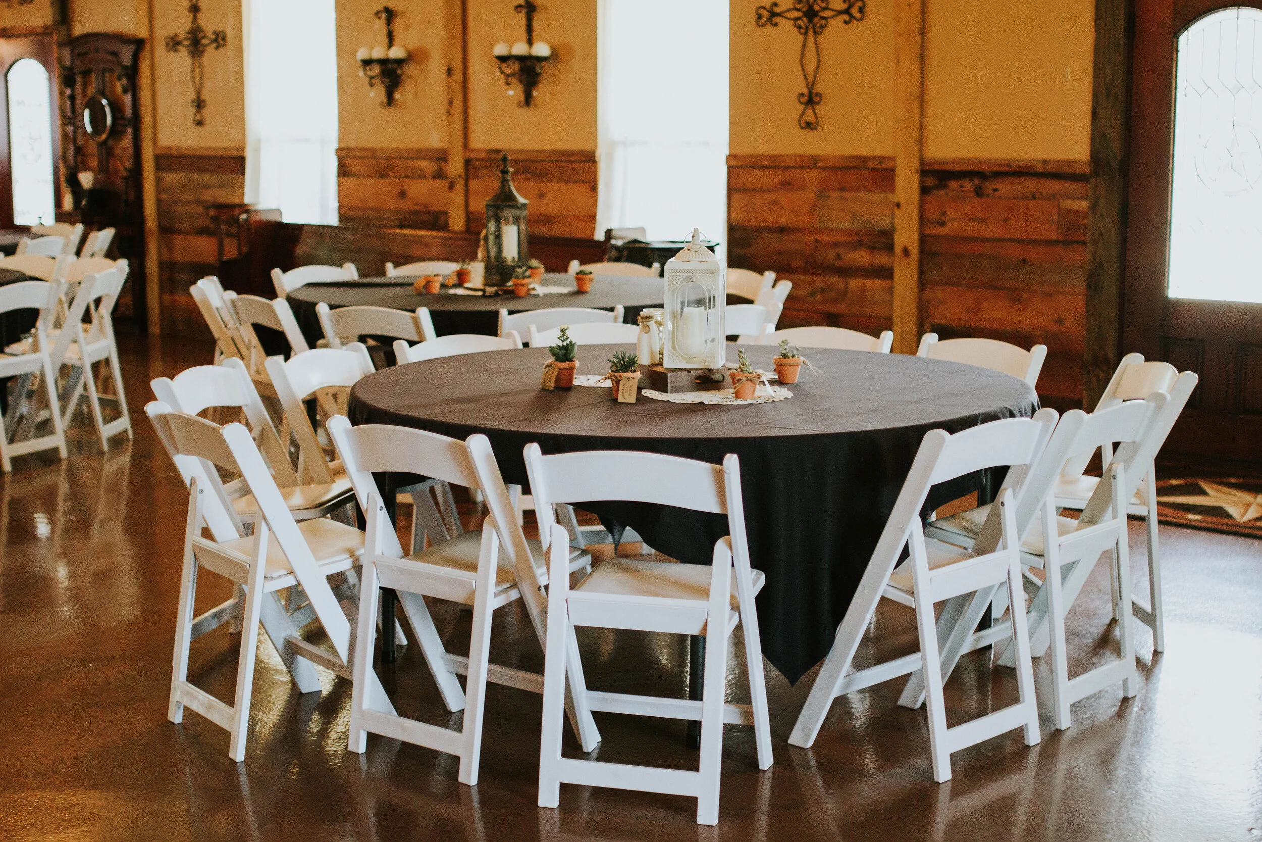 Creative Ideas for a Small Wedding in your Home Town - County Line ...