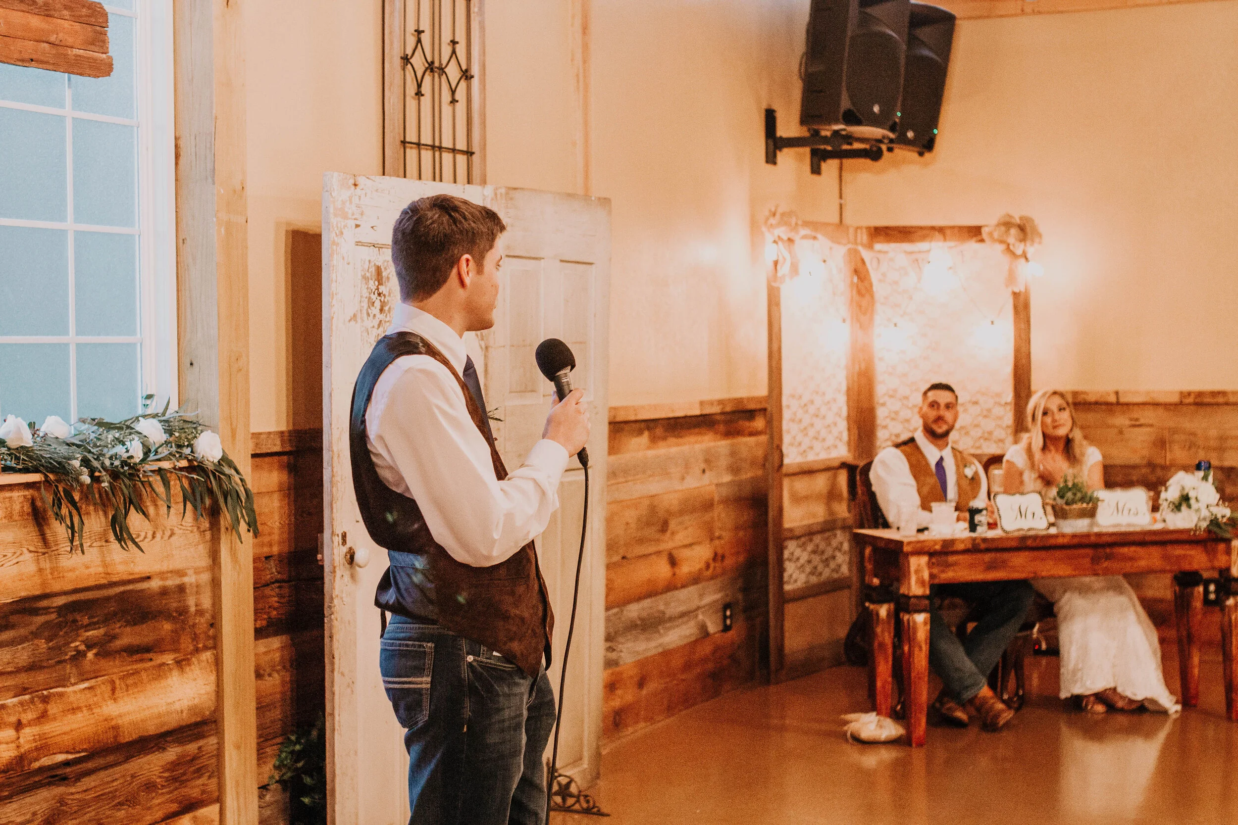 Creative Ideas for a Small Wedding in your Home Town - County Line ...