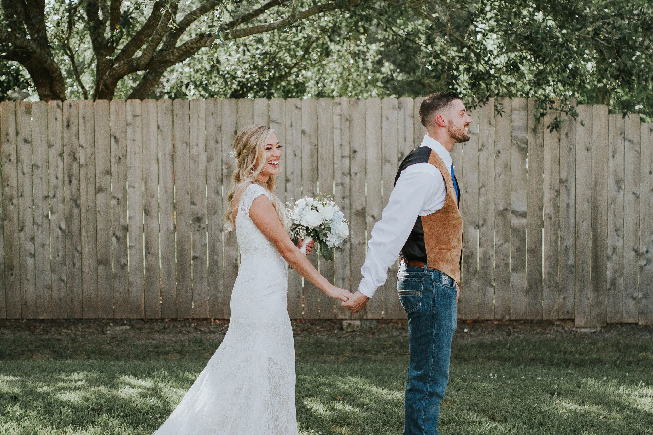 Creative Ideas for a Small Wedding in your Home Town - County Line ...