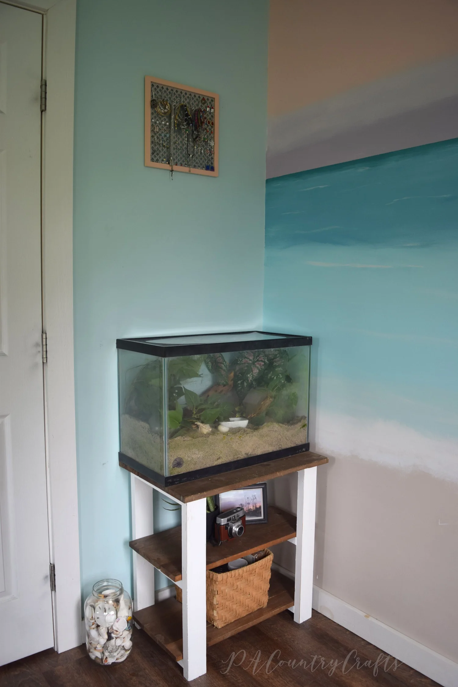 Beach Bedroom — PACountryCrafts