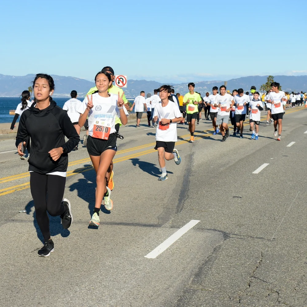 Photos — Students Run LA