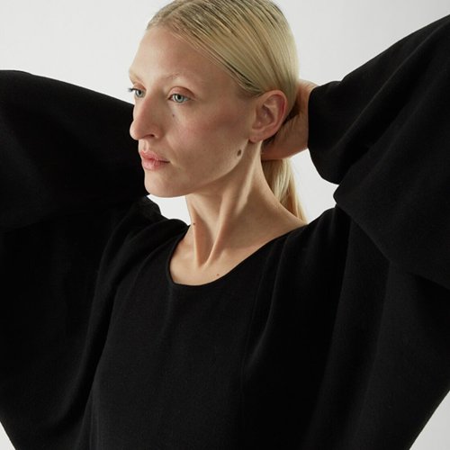 12 Minimalist Clothing Brands For Your Daily Uniform — The Denizen Co.