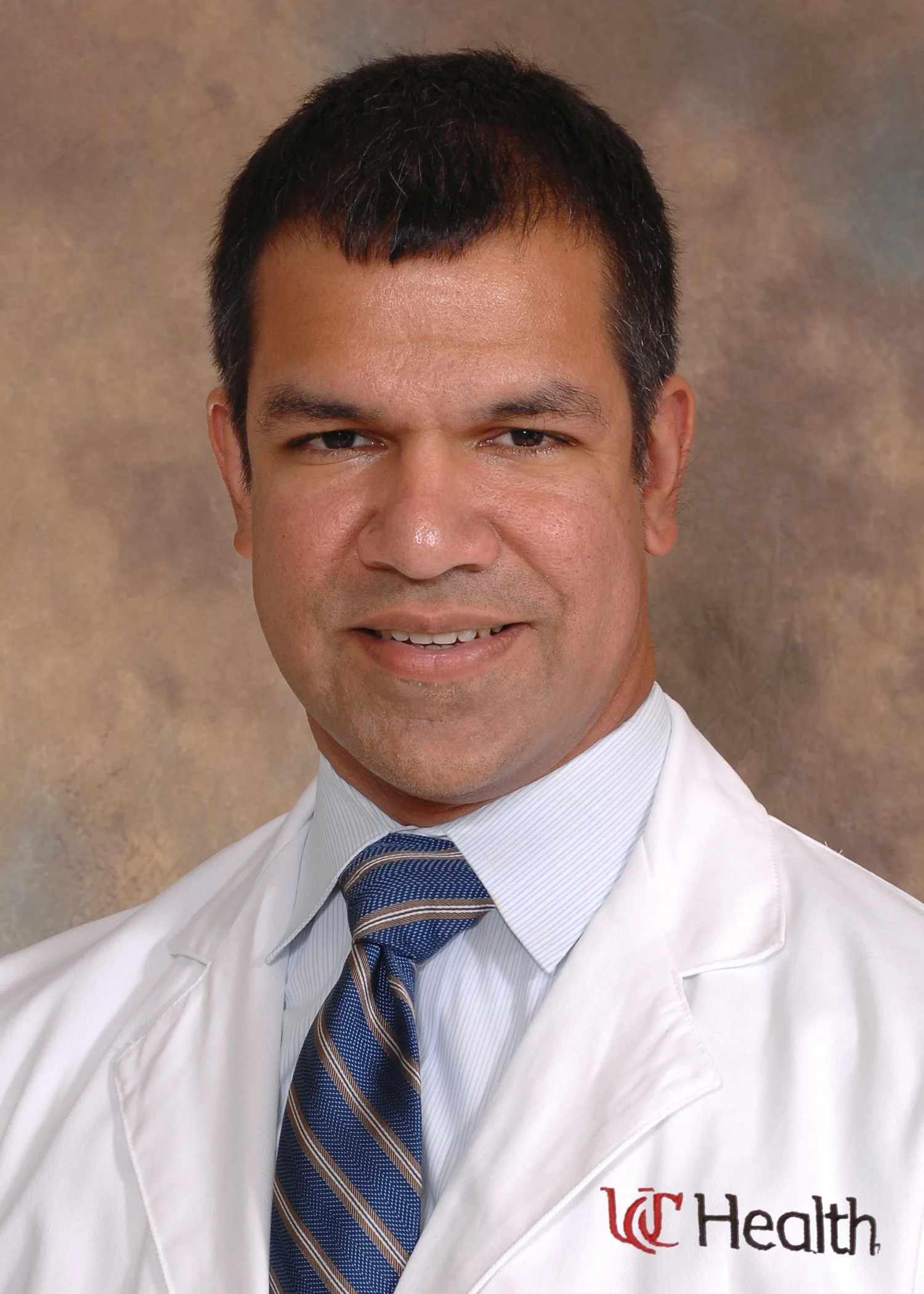 Meet Our Fellows — TAMING THE MEDICAL ICU