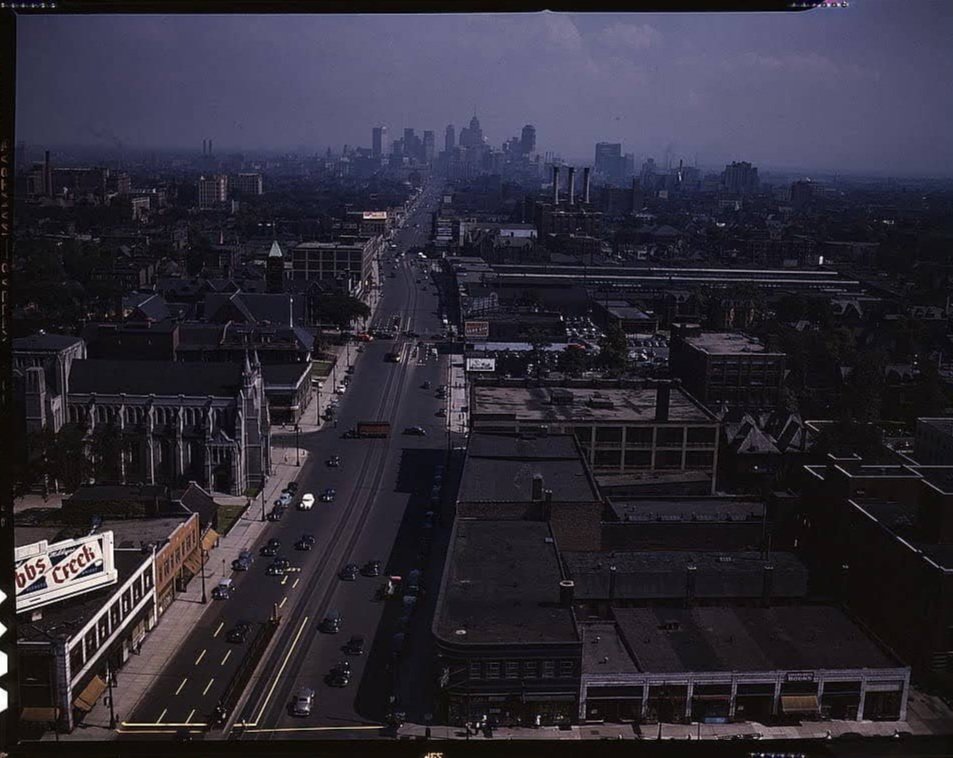 Footage of Daily Life in Detroit, 1950 — Memories of the Prairie Footage of Daily Life in Detroit, 1950 — Memories of the Prairie
