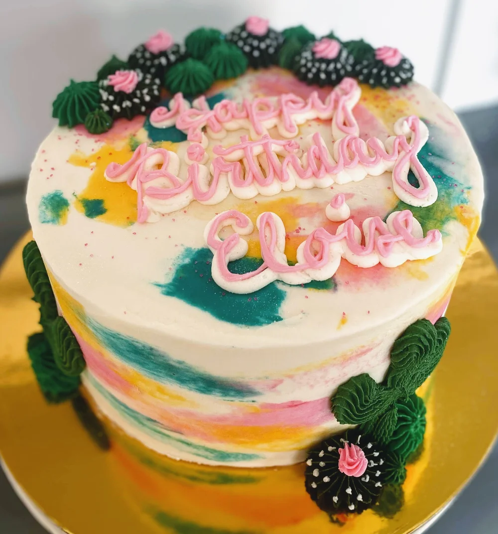 Custom Cakes — Pretty Tasty Cupcakes