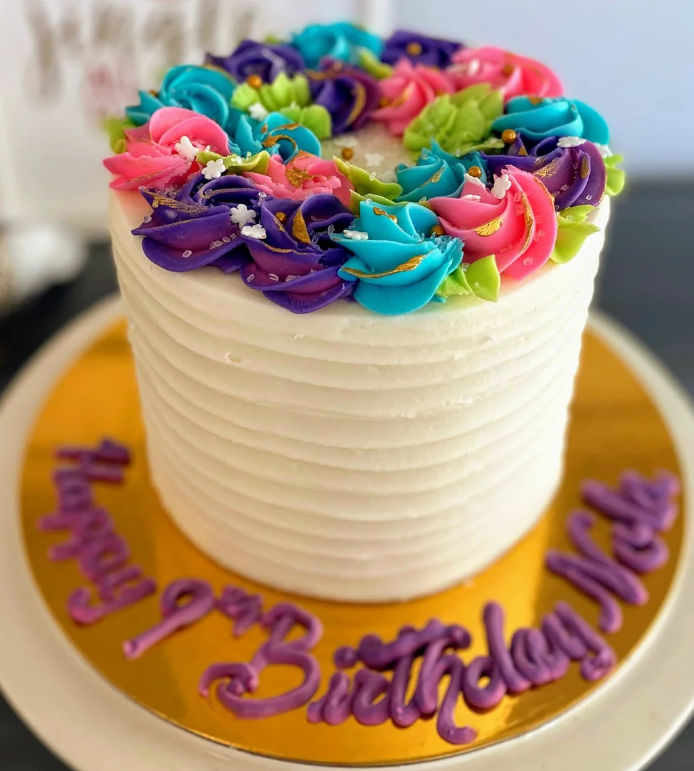 Custom Cakes — Pretty Tasty Cupcakes