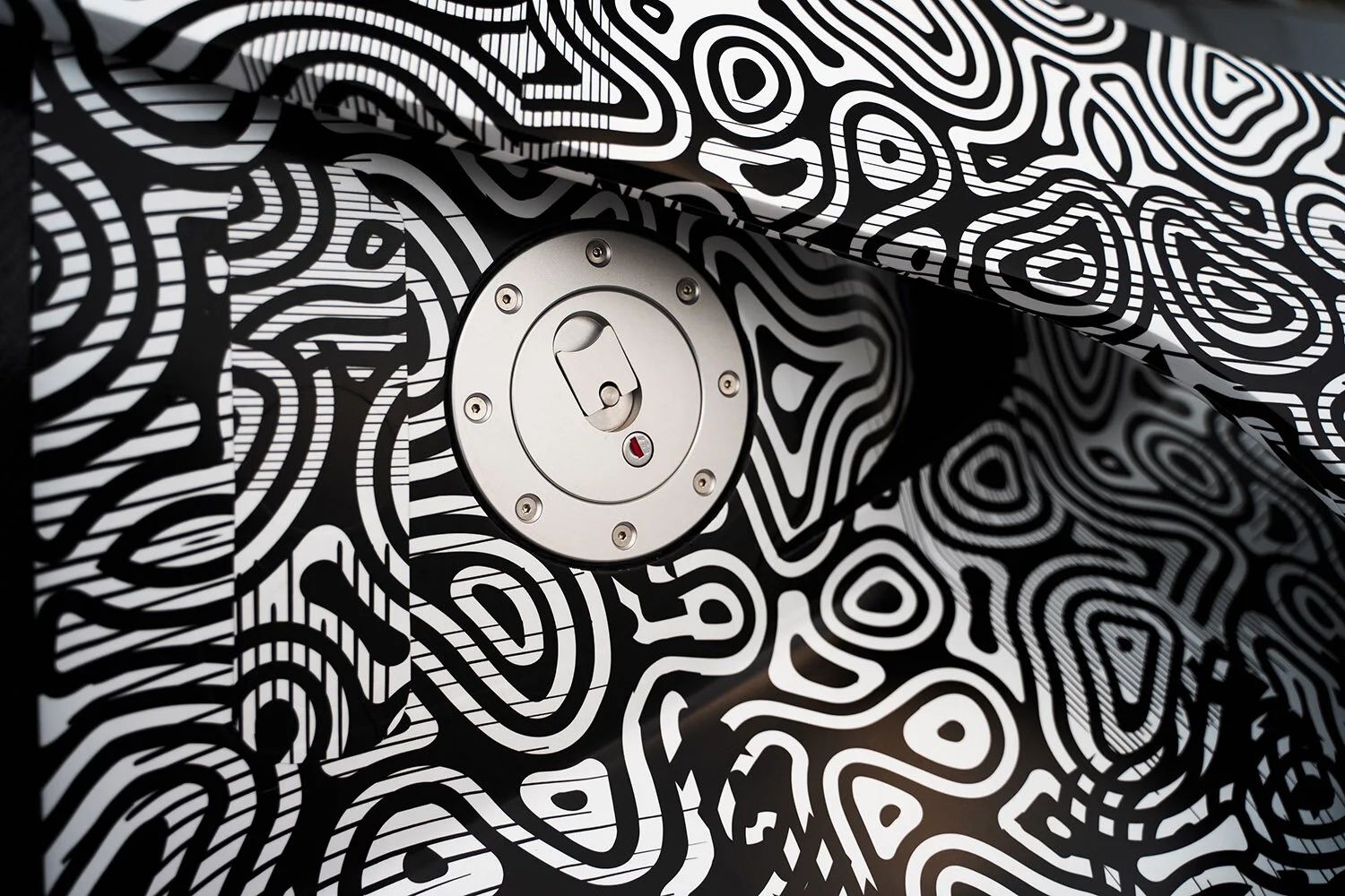 SCG004 — Scuderia Cameron Glickenhaus