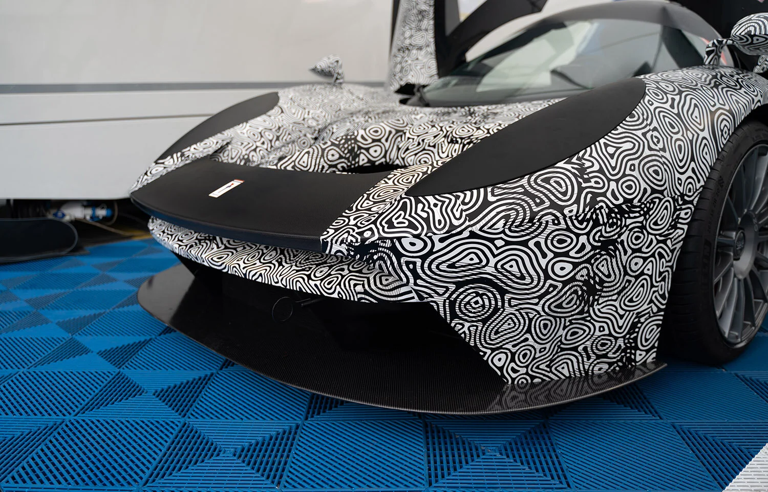 SCG 004 — Scuderia Cameron Glickenhaus