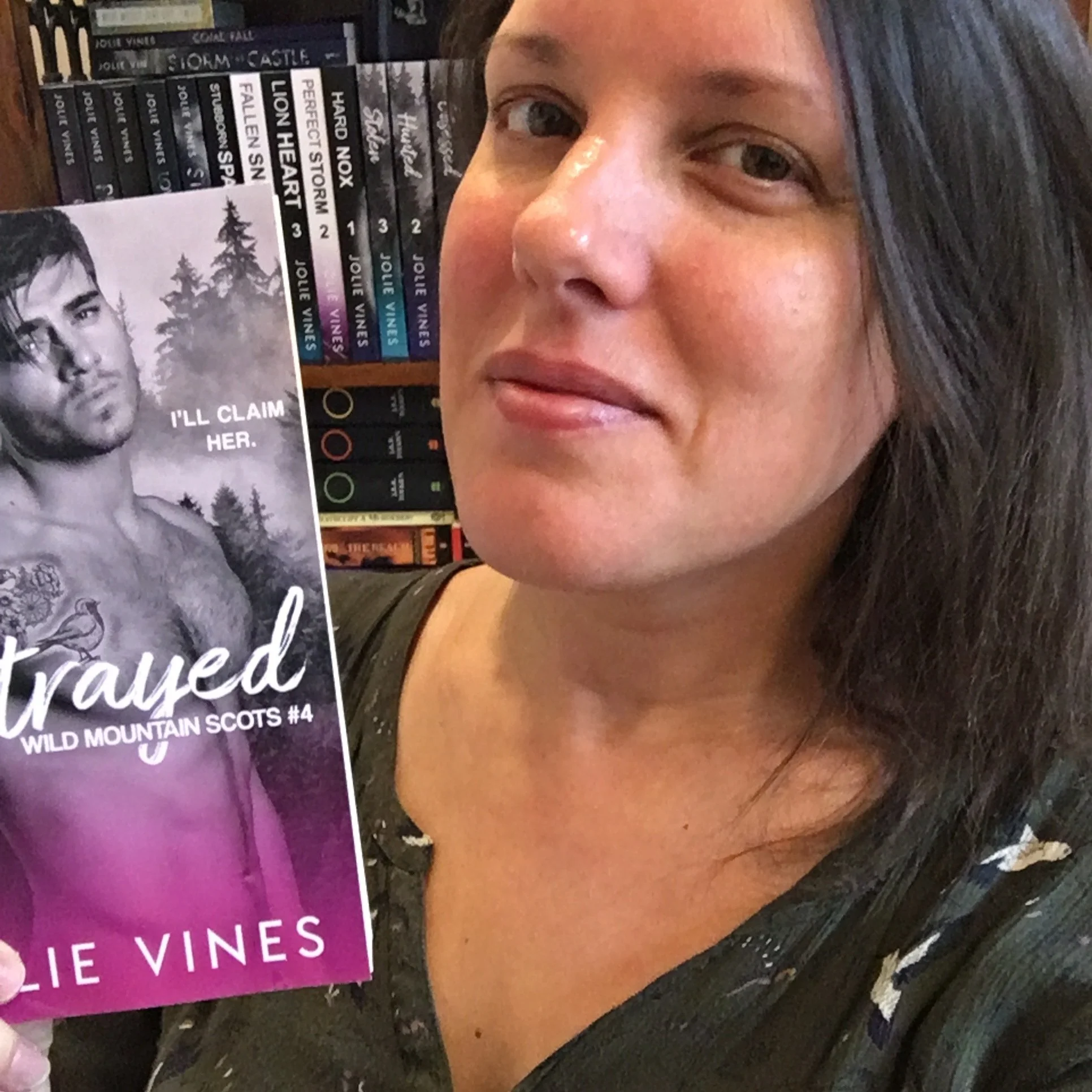 About/Contact — Jolie Vines