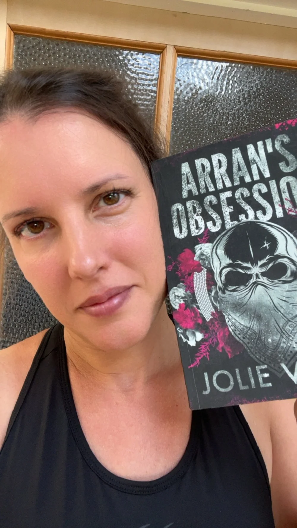 About/Contact — Jolie Vines