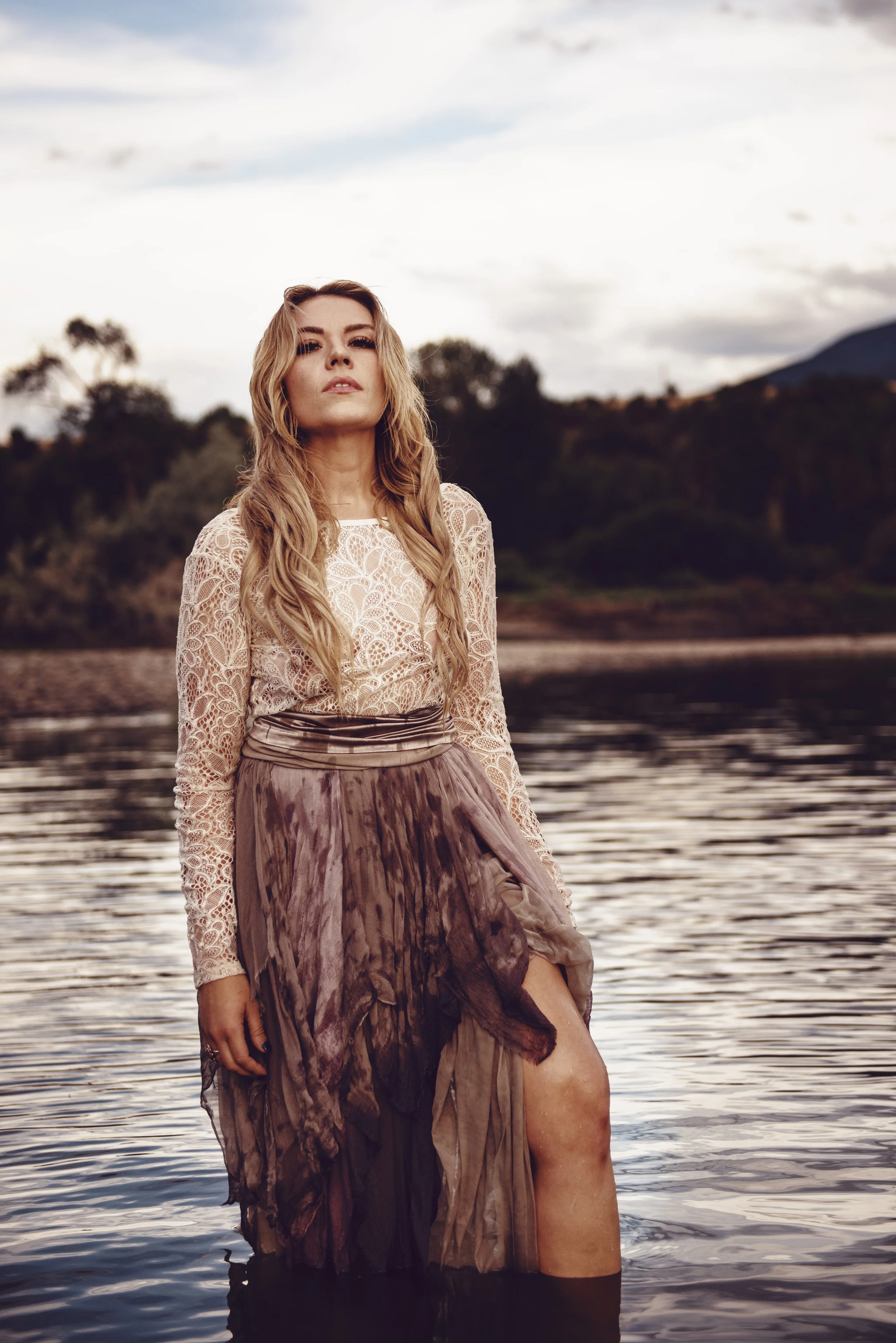 Americana Artist Amanda Stewart Releases Lead Single “Lonesome Mountain ...