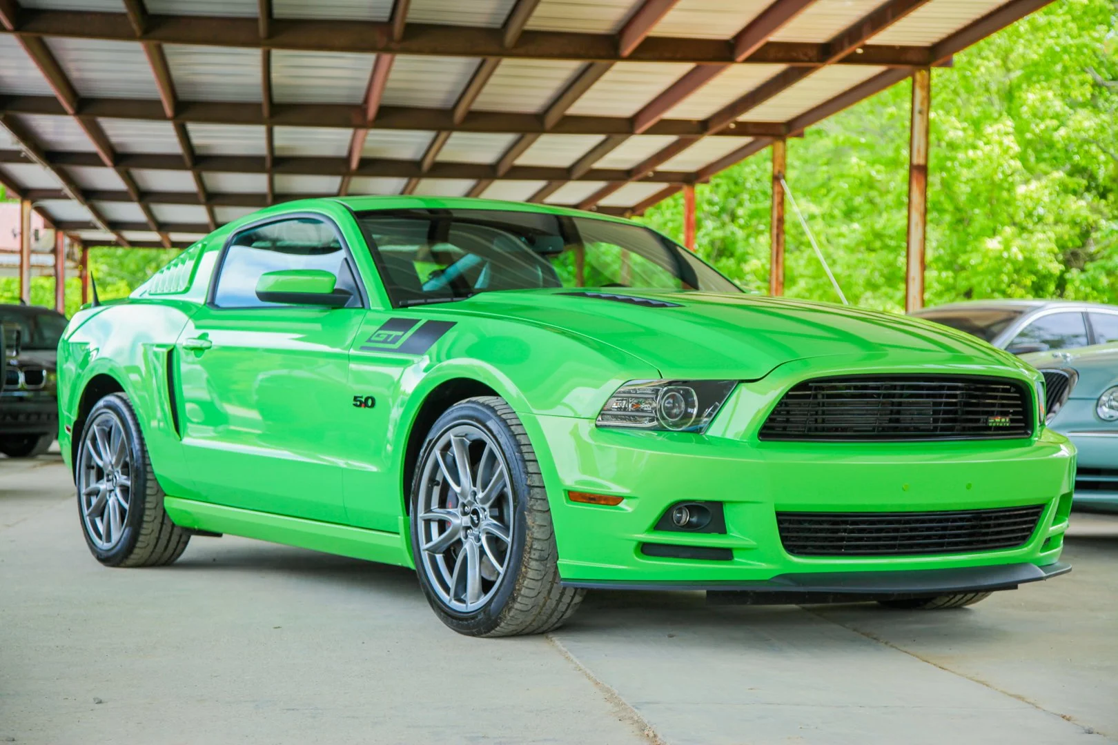 Available — Niche Motors | Nashville Volkswagen Audi Repair