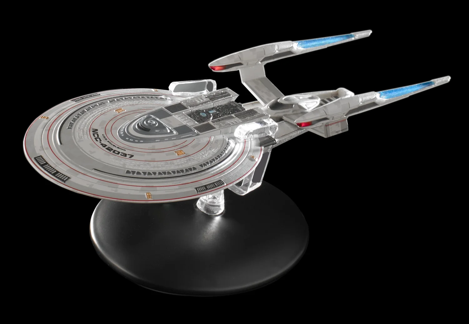 We’ve Got Faith in the Return of Fanhome’s Star Trek Die-Cast Starship ...