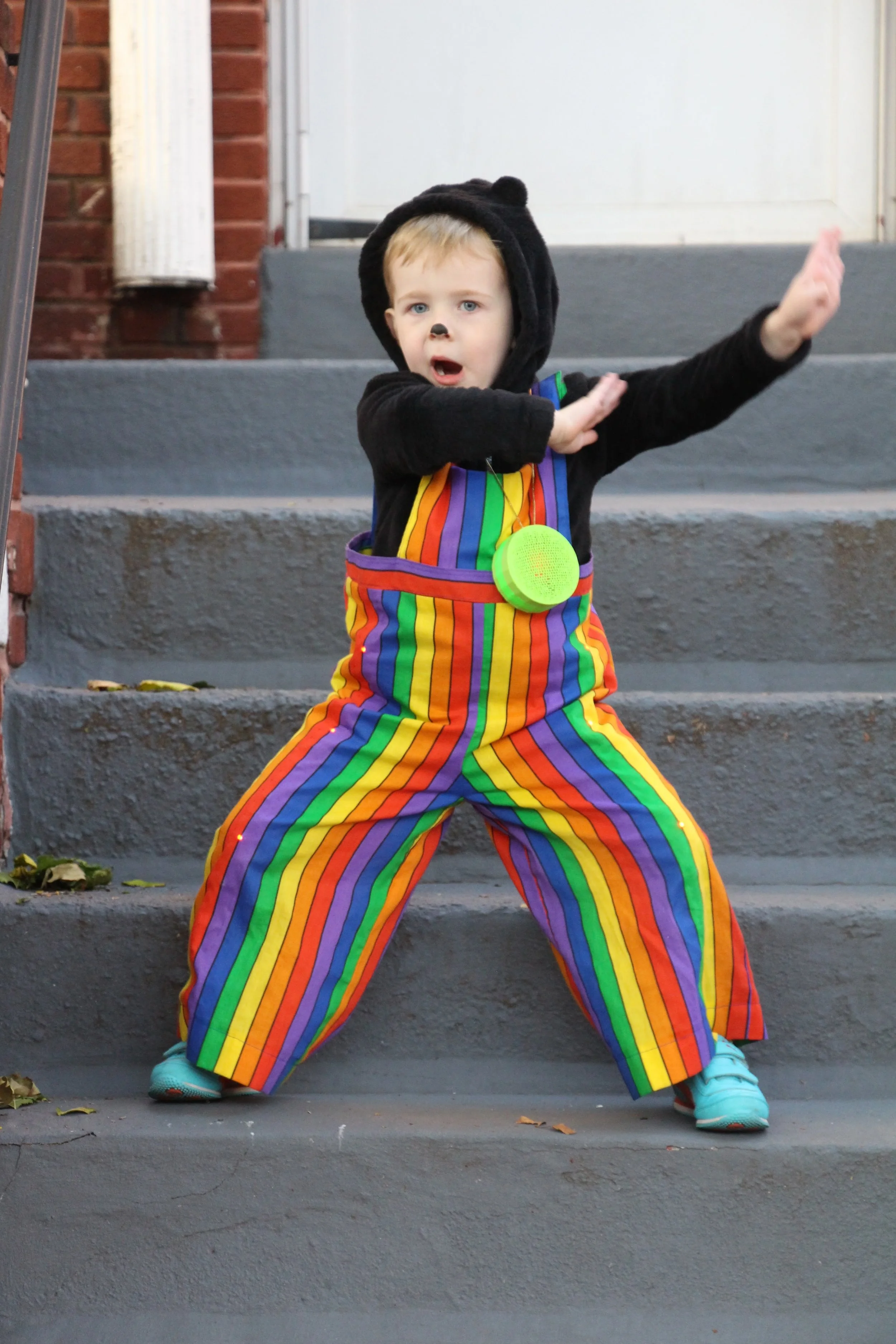 COSTUMES/PROPS — Anney Fresh Ozar