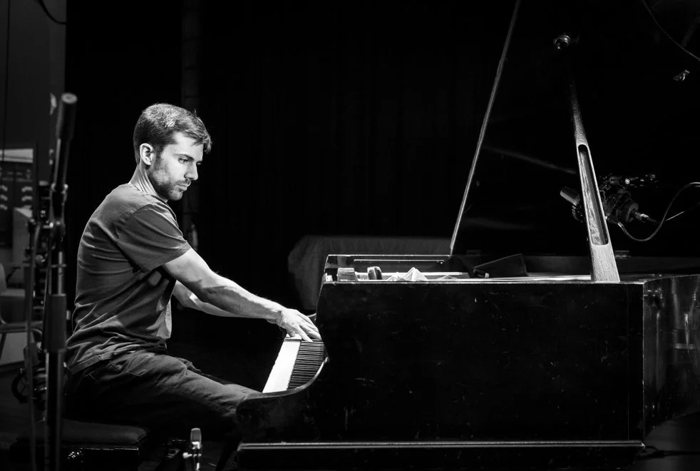 Jonas Cambien - Biography — nsproductions