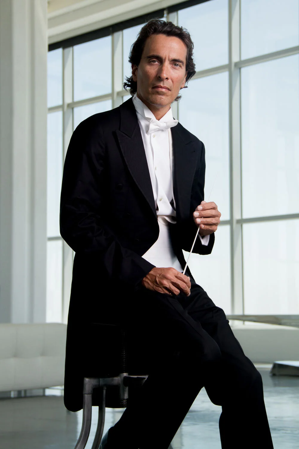 Maestro Carlo Ponti Brings Transformative Musical Magic to the Lives of ...