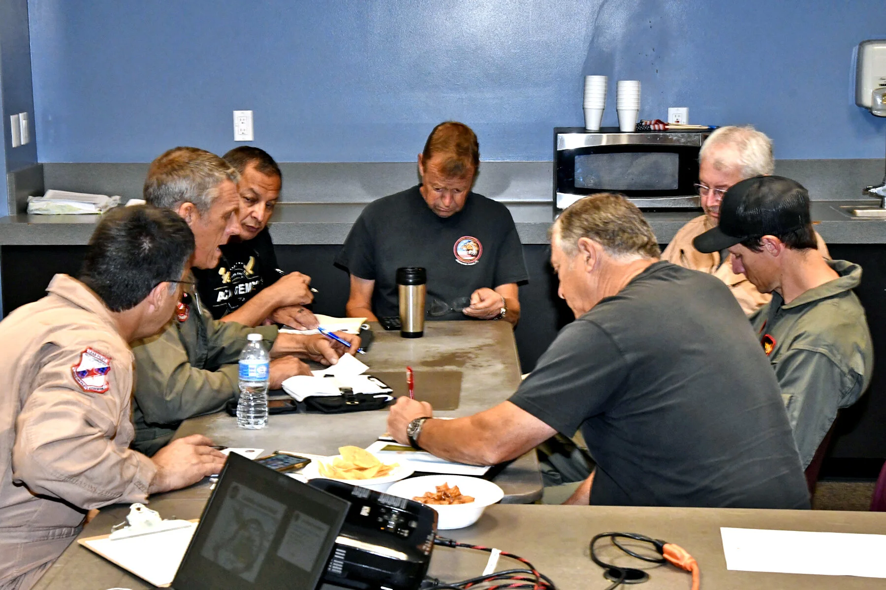 Tiger Squadron Hosts Precision Formation Flying Clinic — Palos Verdes Pulse