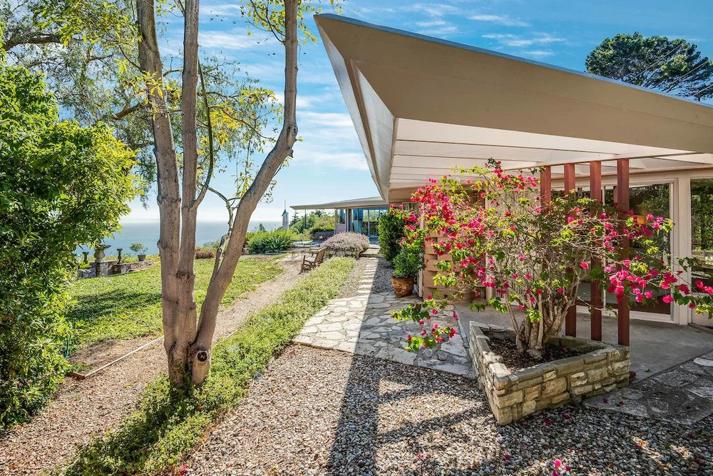 The Sale of the Lloyd Wright Iconic Jester House in Portuguese Bend ...