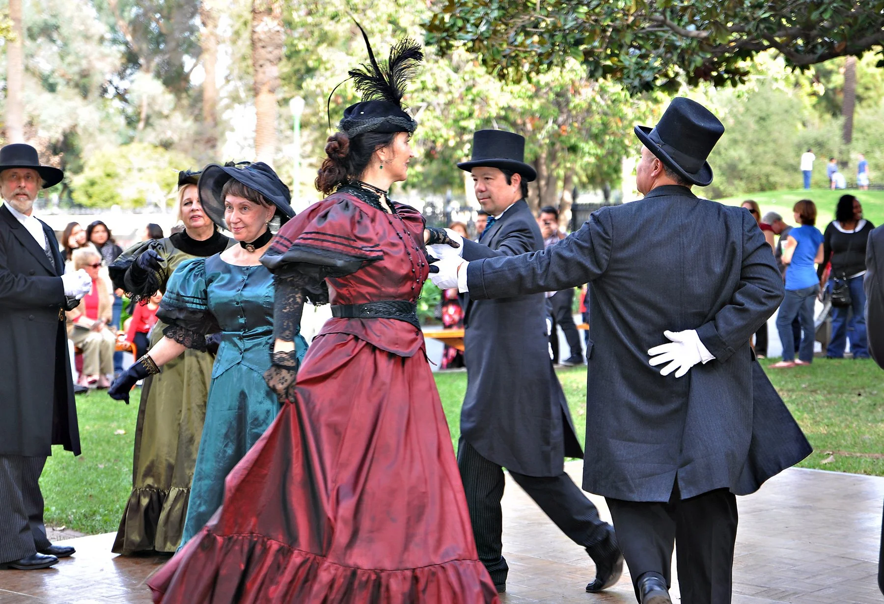 Victorian Christmas Celebration By Photographer and Contributor Simie ...