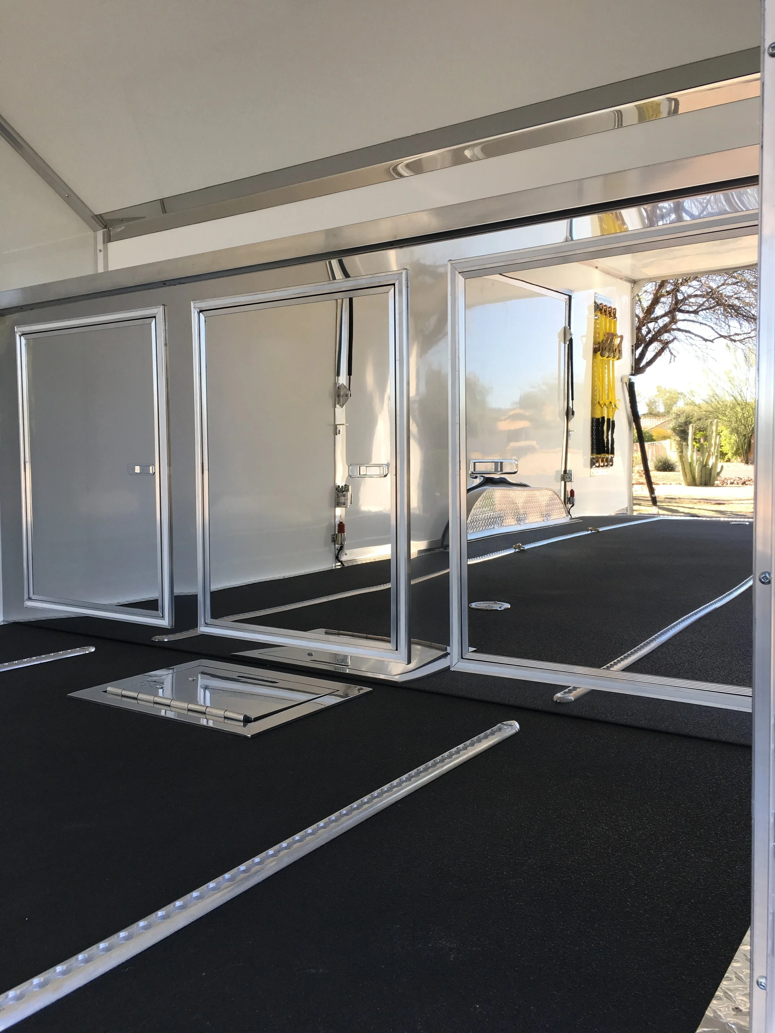 Enclosed Car Trailer with Escape Door and Removable Fender — JIMGLO ...