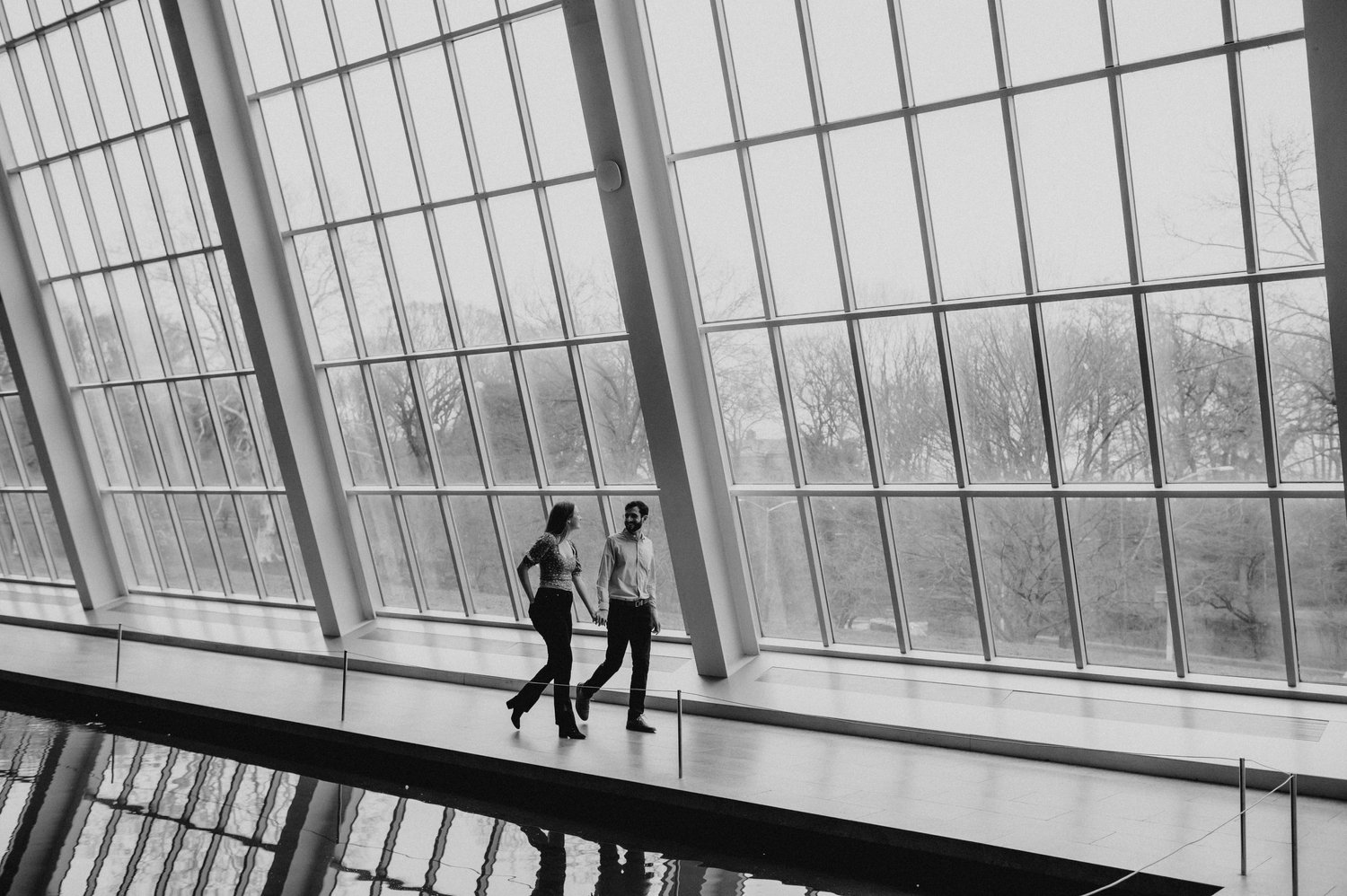 Couples Session at the Metropolitan Museum of Art | Emma + Brandon ...
