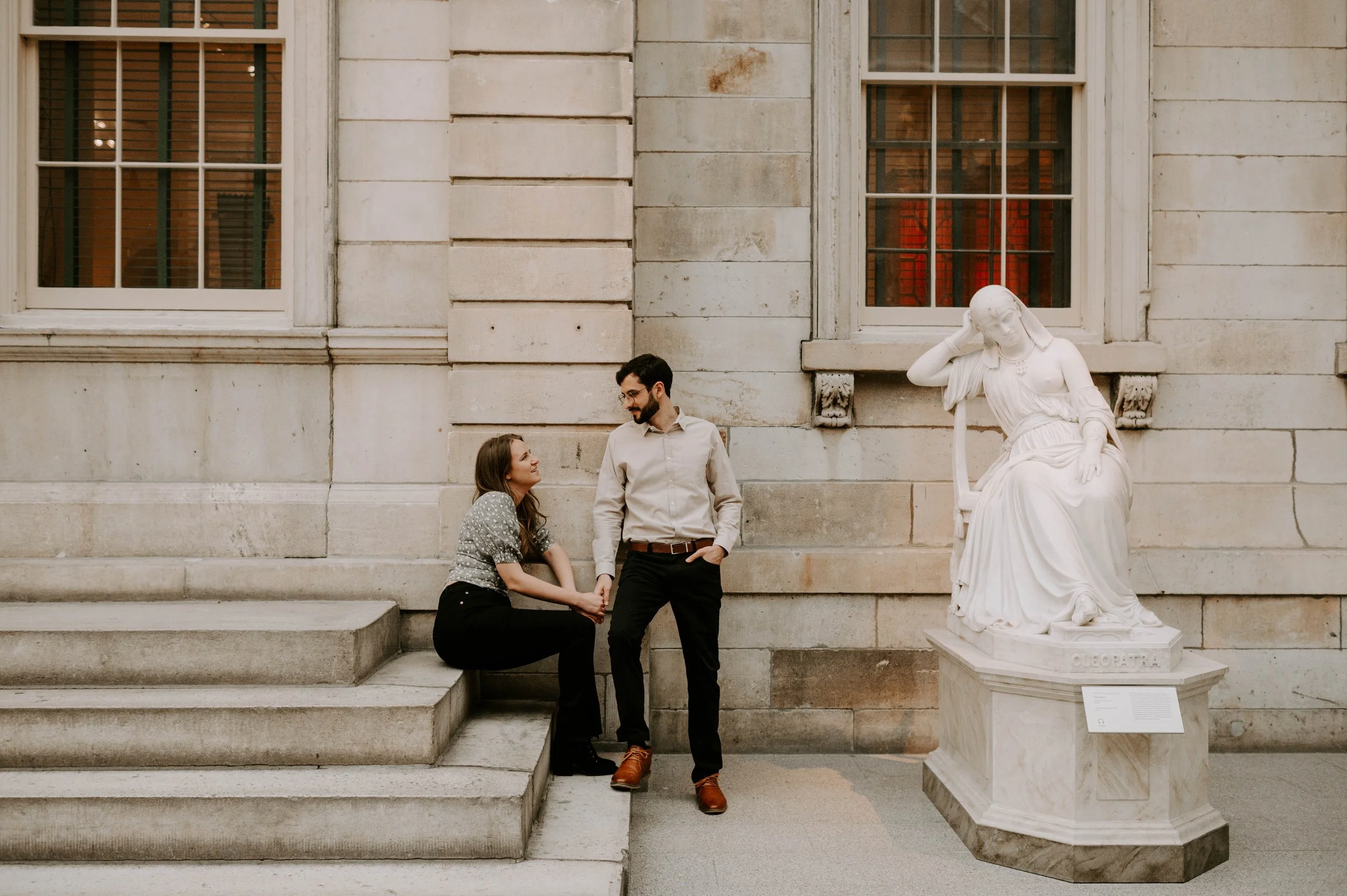 Couples Session at the Metropolitan Museum of Art | Emma + Brandon ...