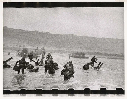 Robert Capa - "The Greatest War Photographer in the World" — about ...