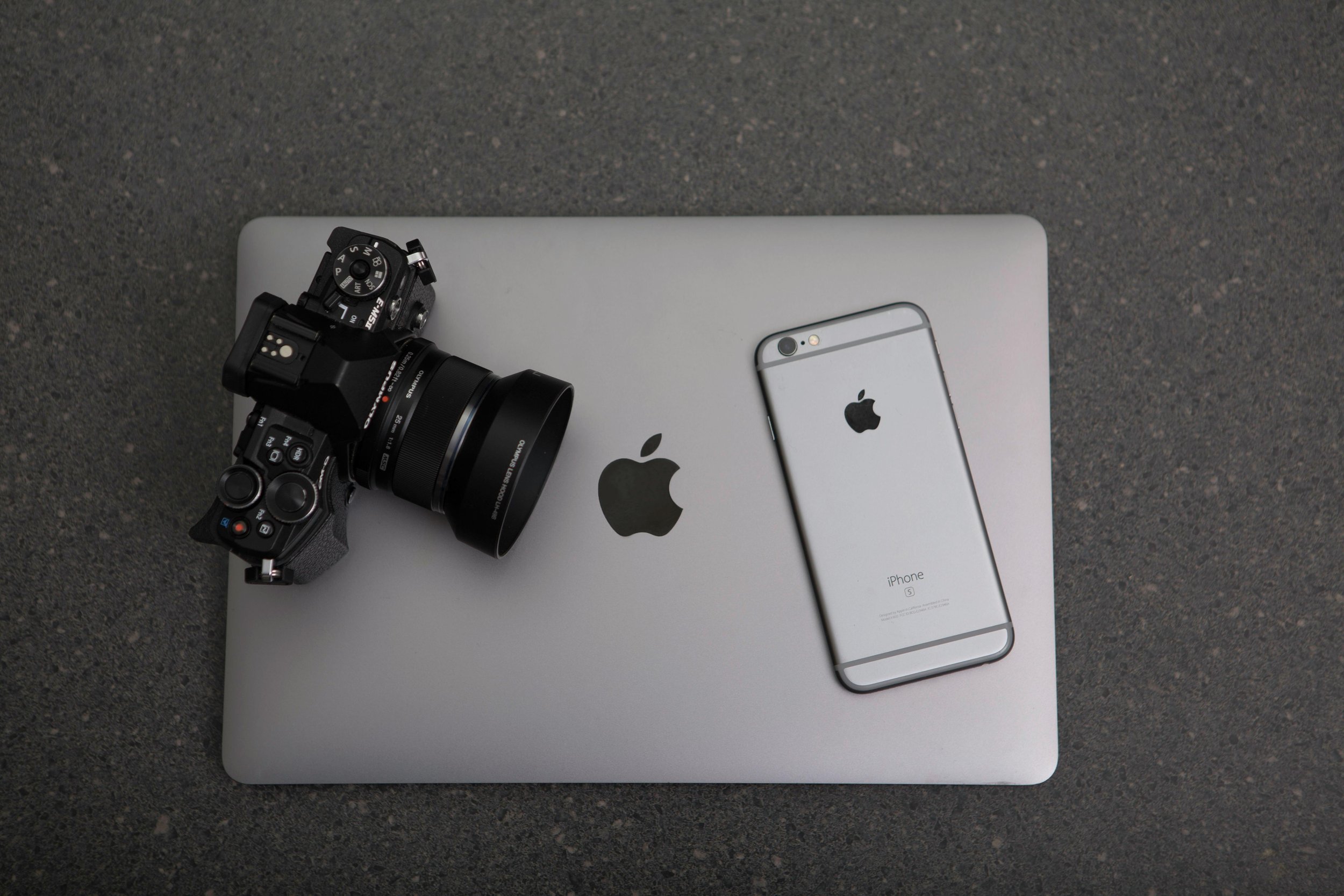 Top 10 Emerging Trends in Photography for 2025 — about photography