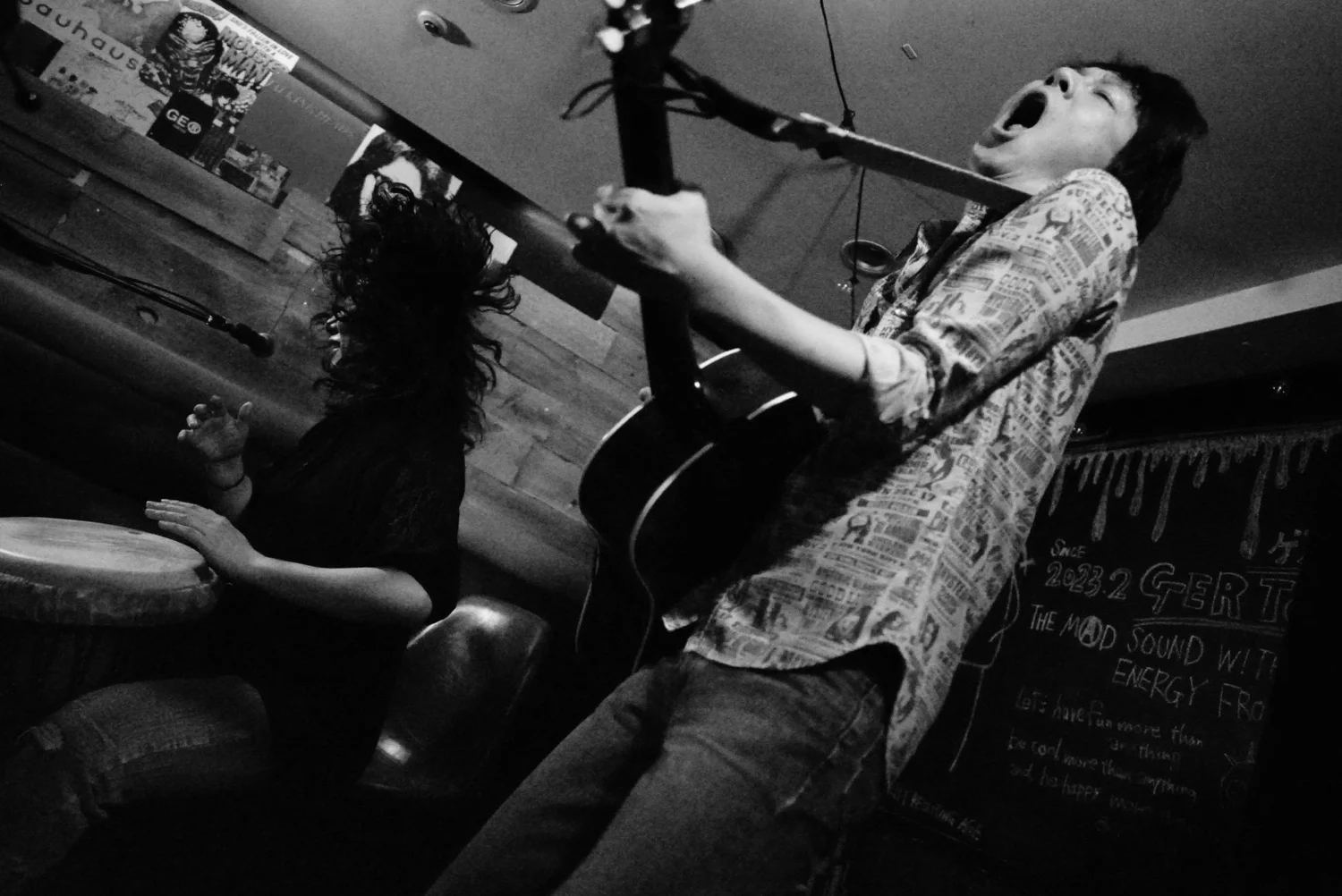 Live House (ライブハウス) by Glen Snyder — about photography