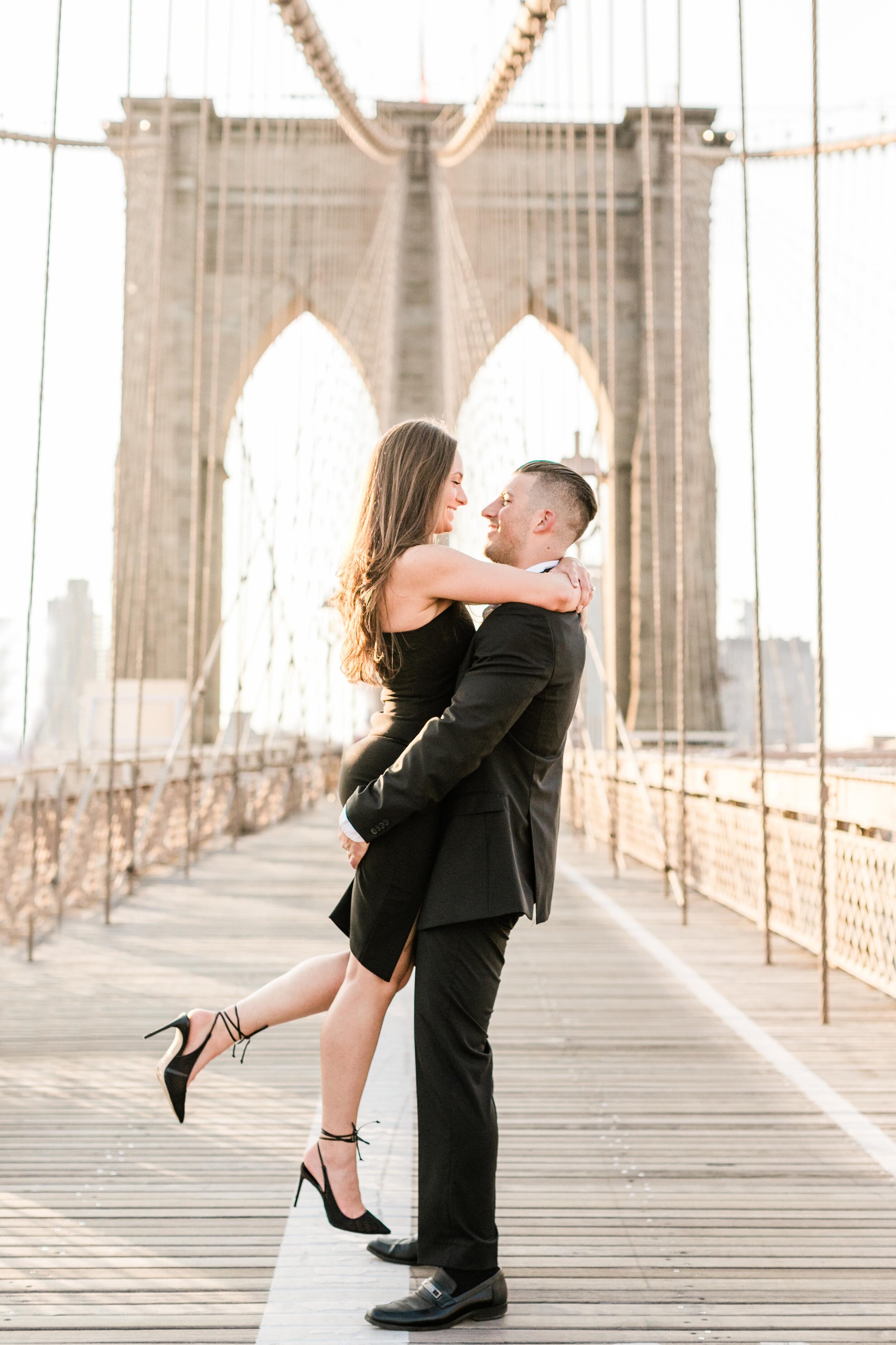 Brooklyn Bridge Sunset Engagement — Lizzie Burger Photography | NY & NJ ...