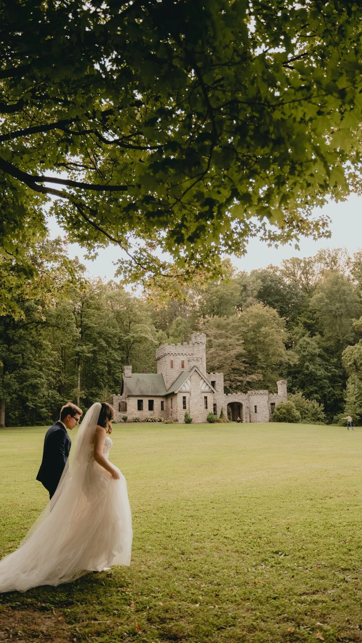 Reagan Williams Co. l OH, MI, and IN Wedding Photographer