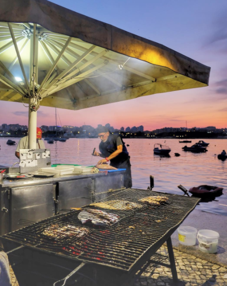The Best Restaurants and Bars in Portimão (2023) | Bearleaders