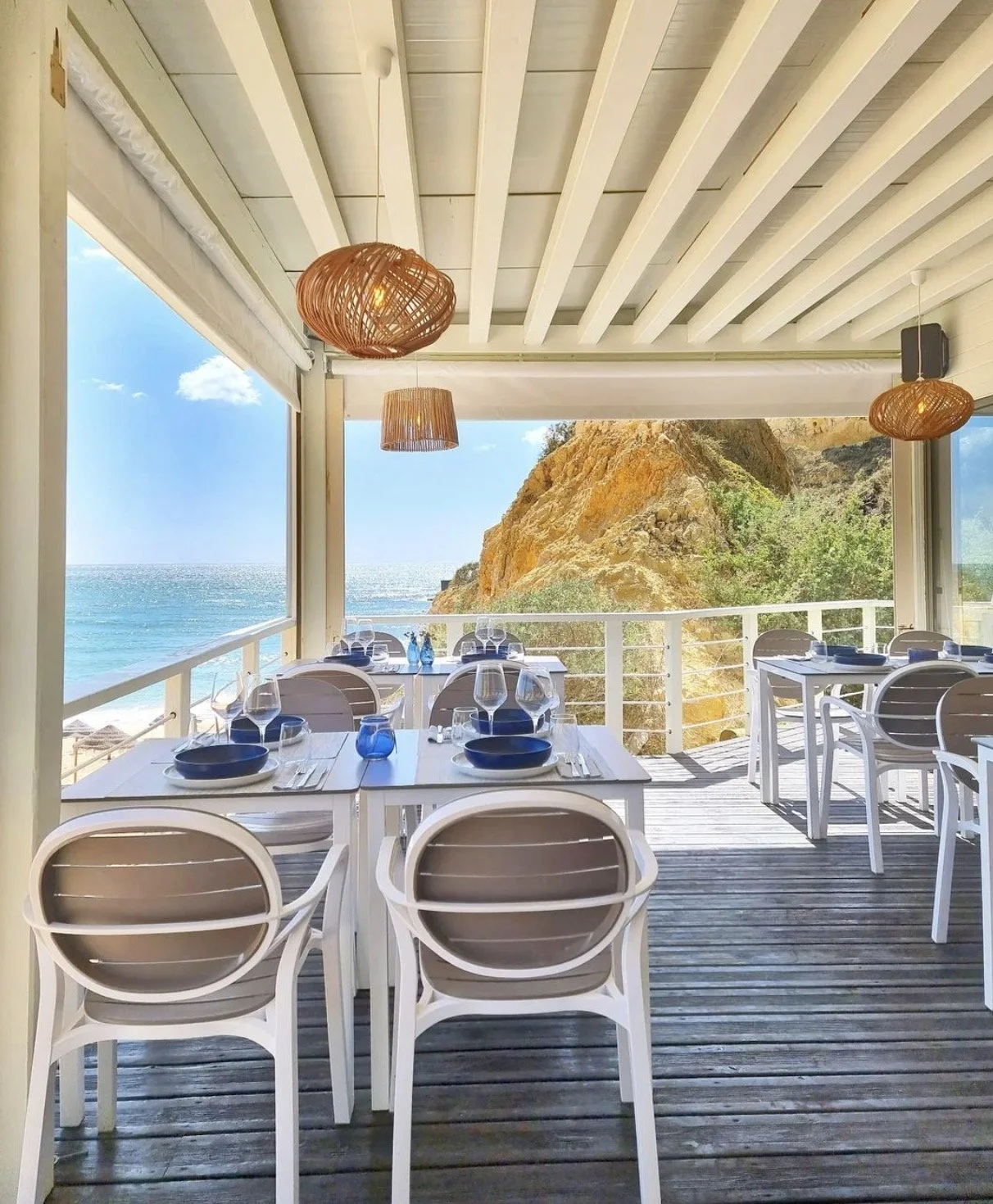 The Best Restaurants and Bars in Portimão (2023) | Bearleaders