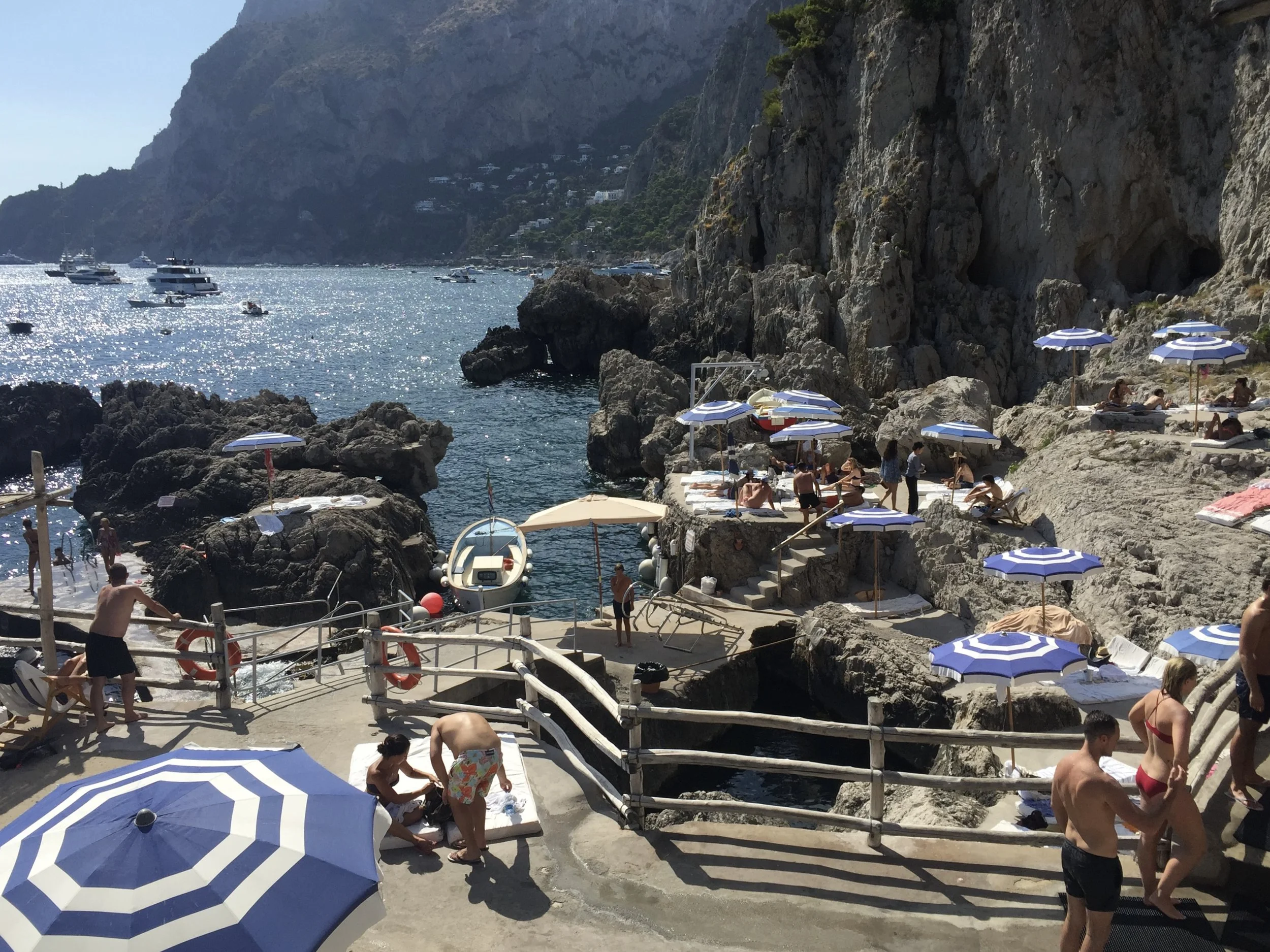 Top Locations for Fine Dining in Capri (2023) | Bearleaders