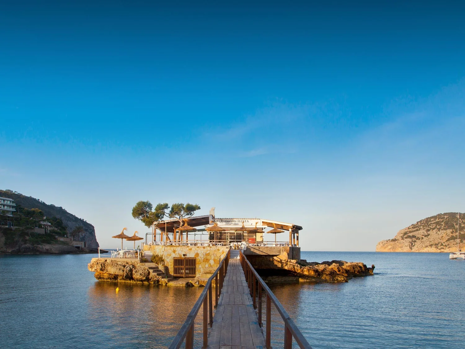 Best Restaurants & Bars in Mallorca (2026) | Bearleaders