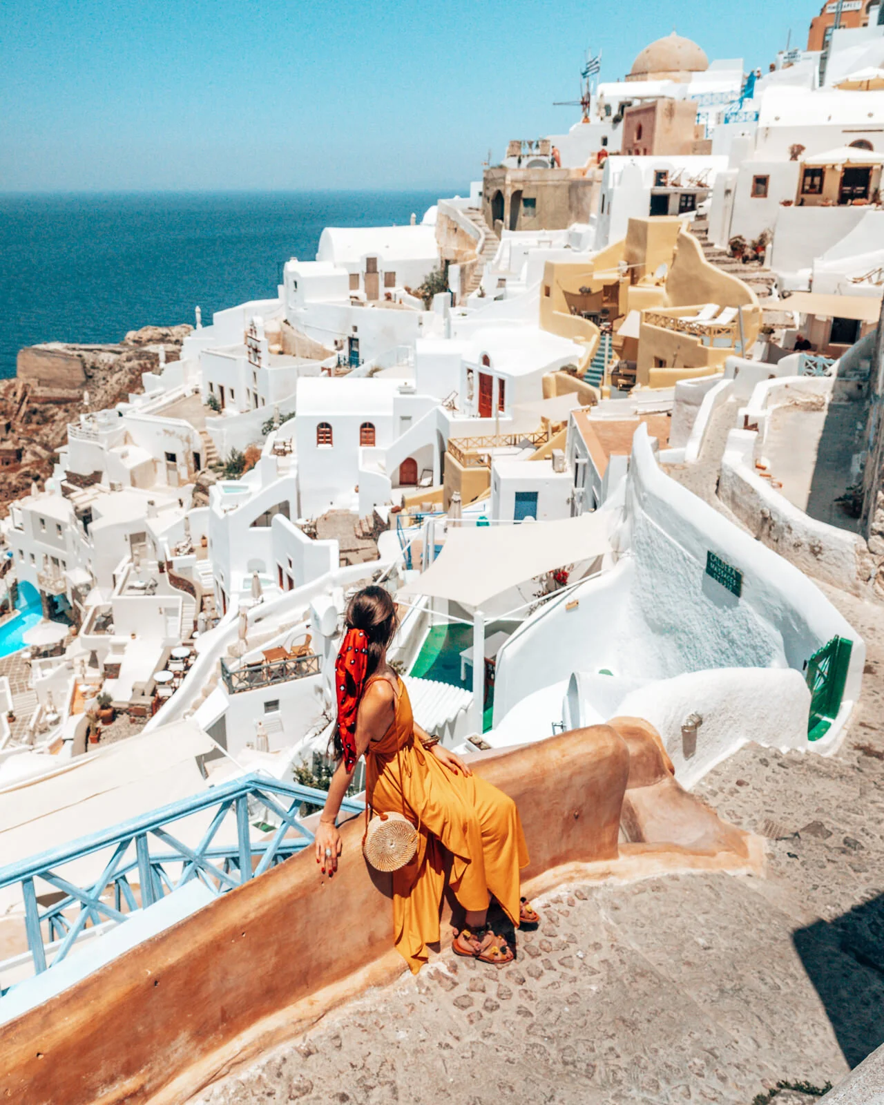 Best photo spots in Oia, Santorini (with map) — Creative Roamers