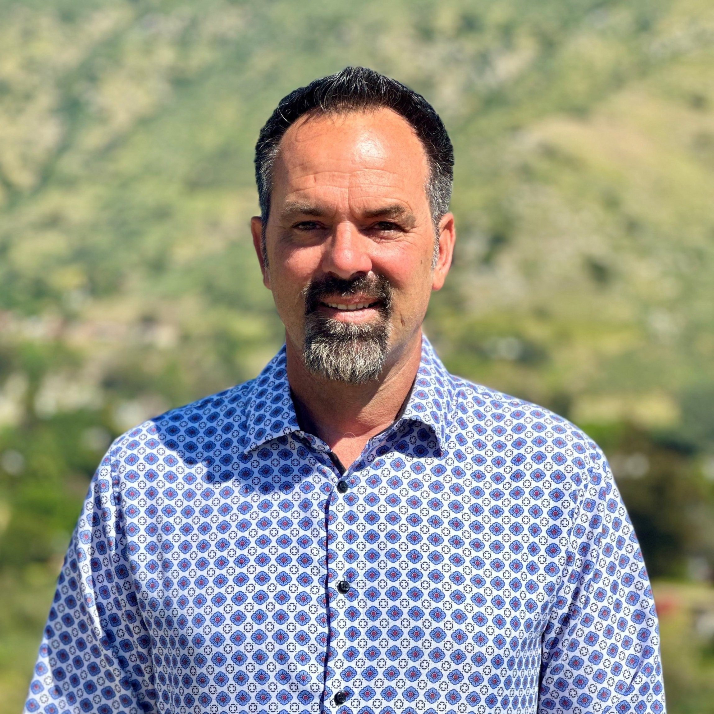 Meet The Palisade Realty, Inc. Team — Hedda Parashos