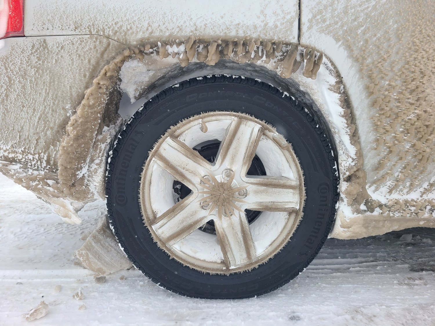 Everything You Need to Know Before Driving The Alaska-Canada Highway ...