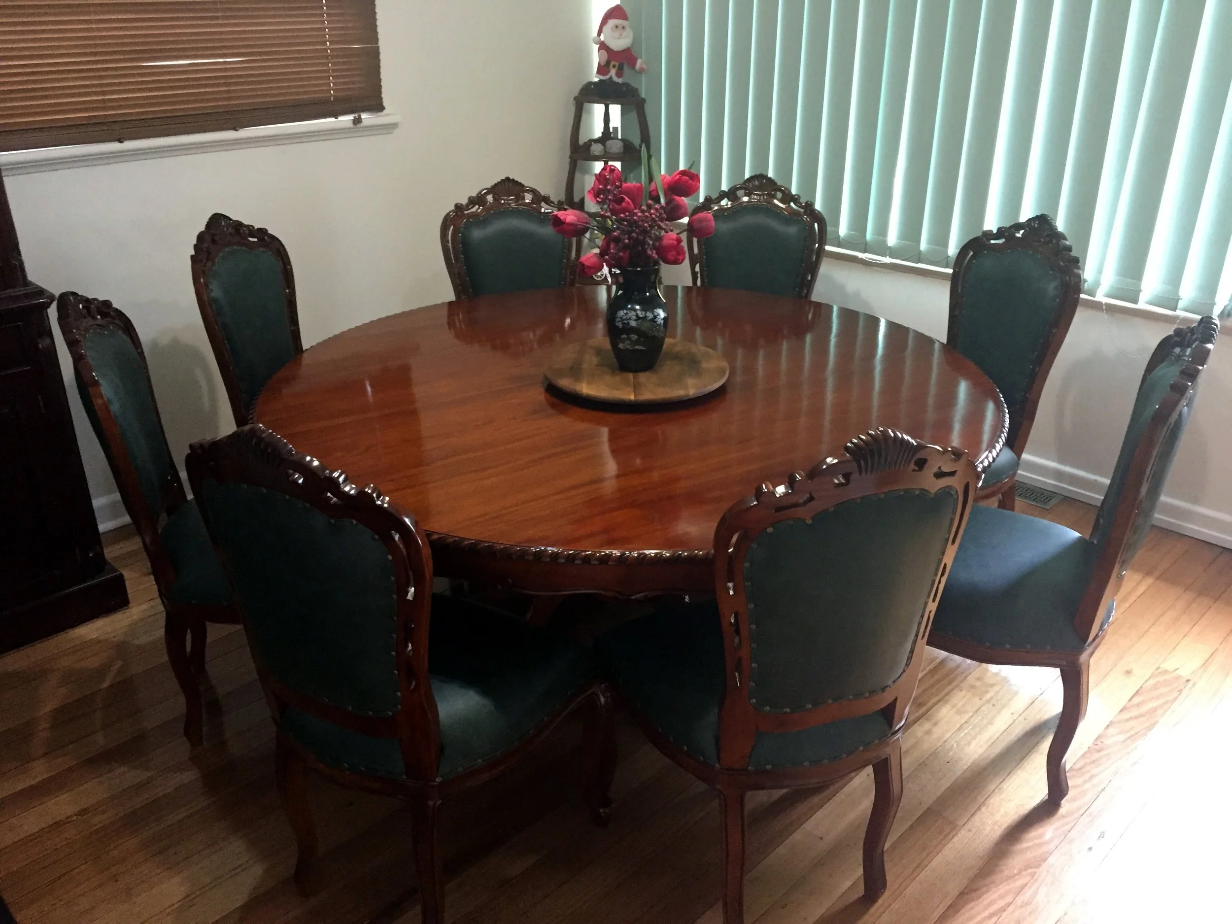 Traditional, Provincial, Reproduction Dining Tables | Classiques en ...