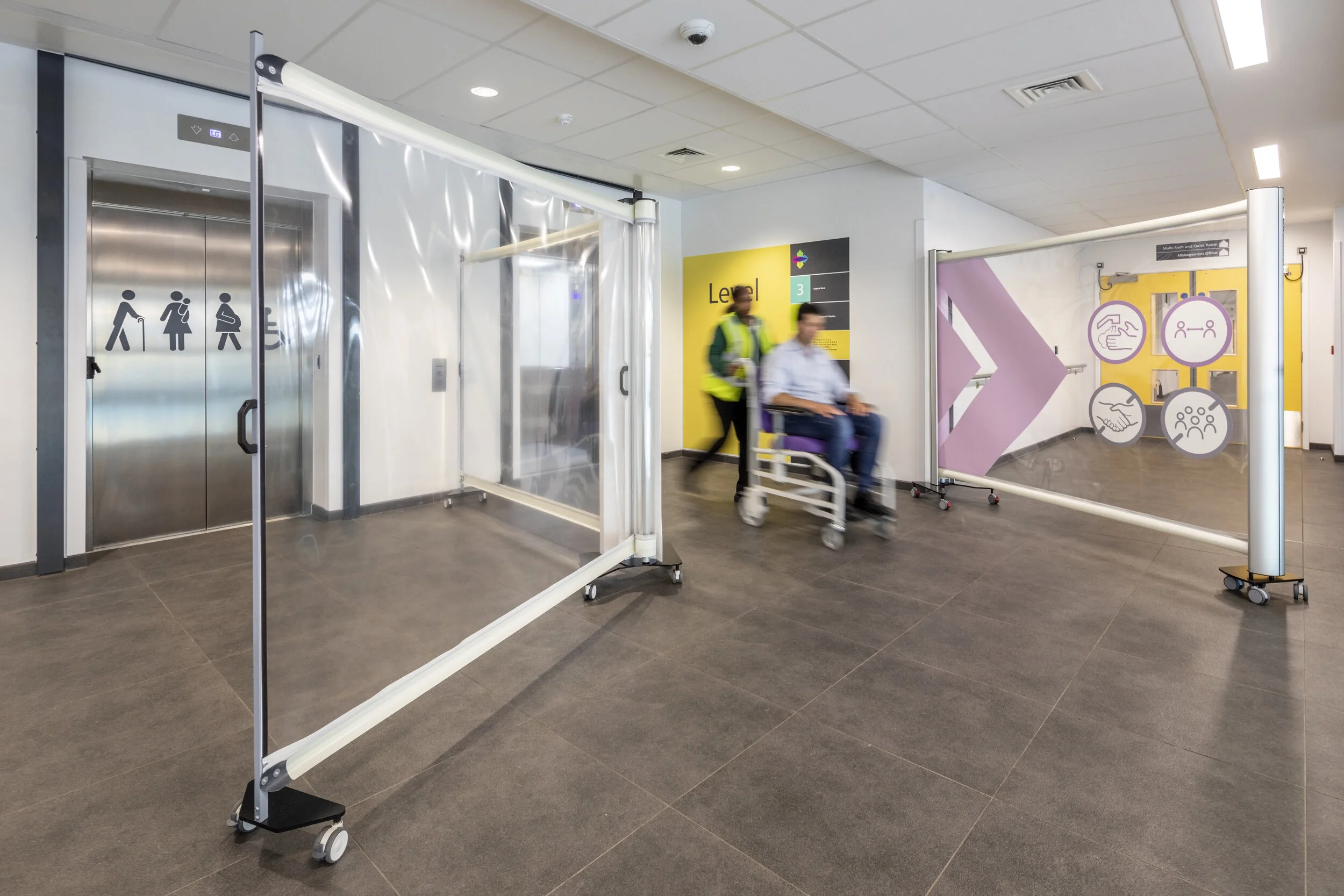 Hospital Screens for Emergency Rooms & ICUs — KwickScreen