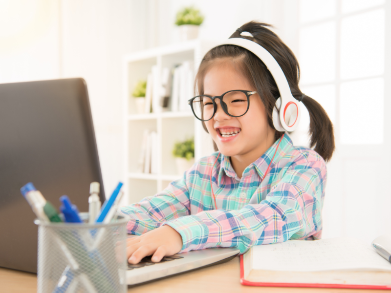 5 STEM Podcasts for Kids Who Love to Build, Learn, and Dream Big ...