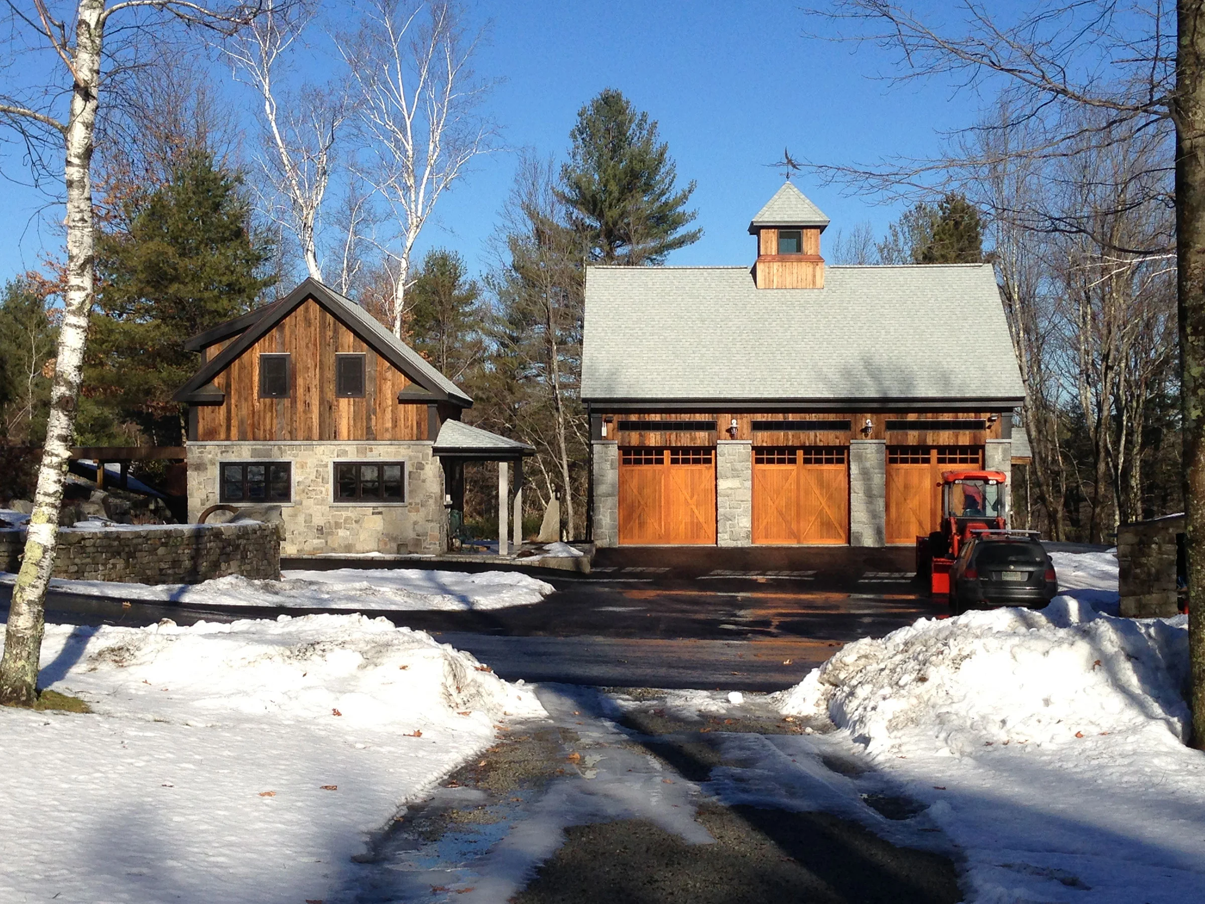 Custom Timber Frame Barns & Garages