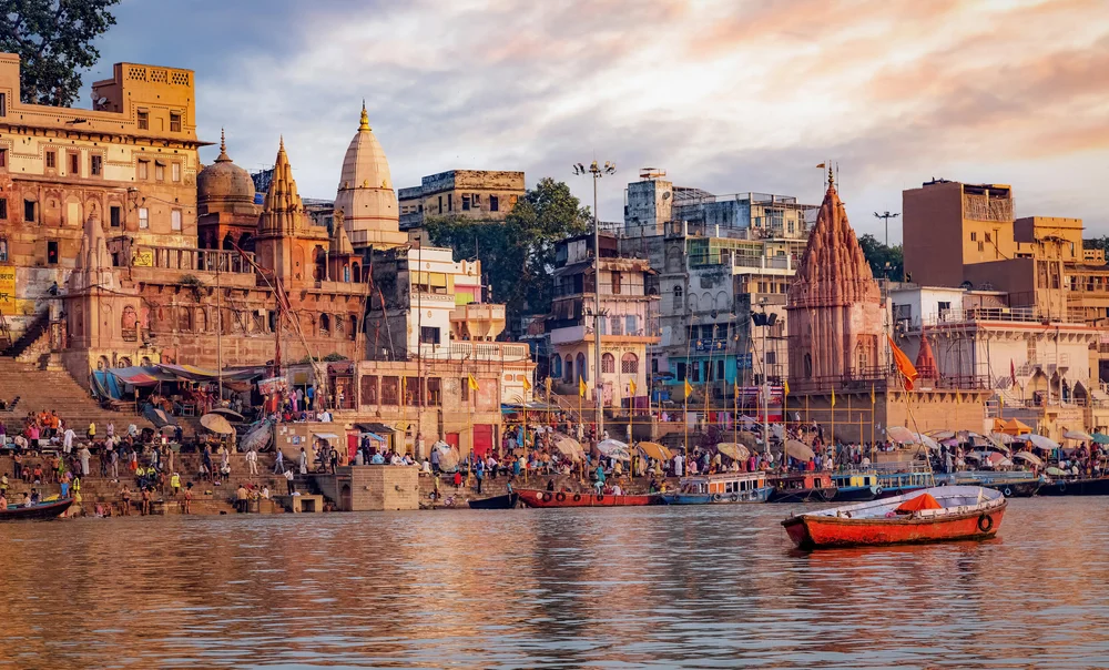 The Guru in India — Nekhor
