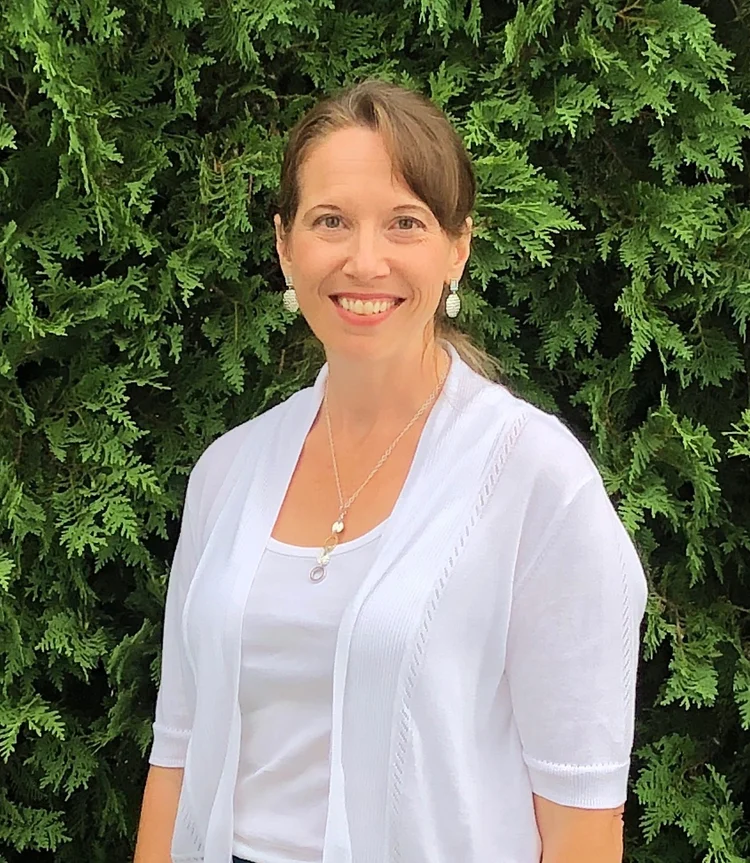 Altruic Advisors — Laura Hagan