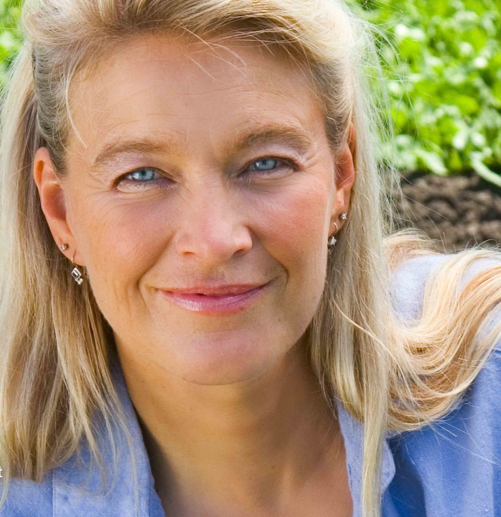 Nell Newman — Mariposa DR Foundation