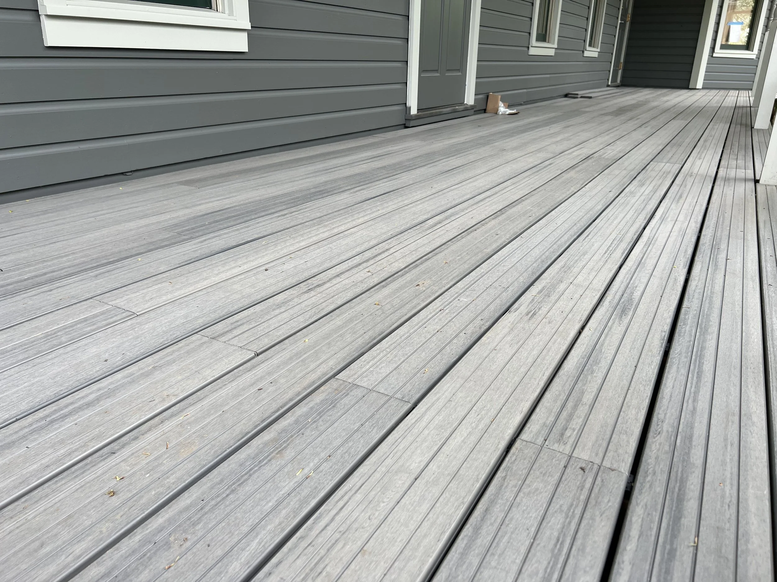 Skyline Series Graphite Gallery — Sylvanix Outdoor Products Inc.