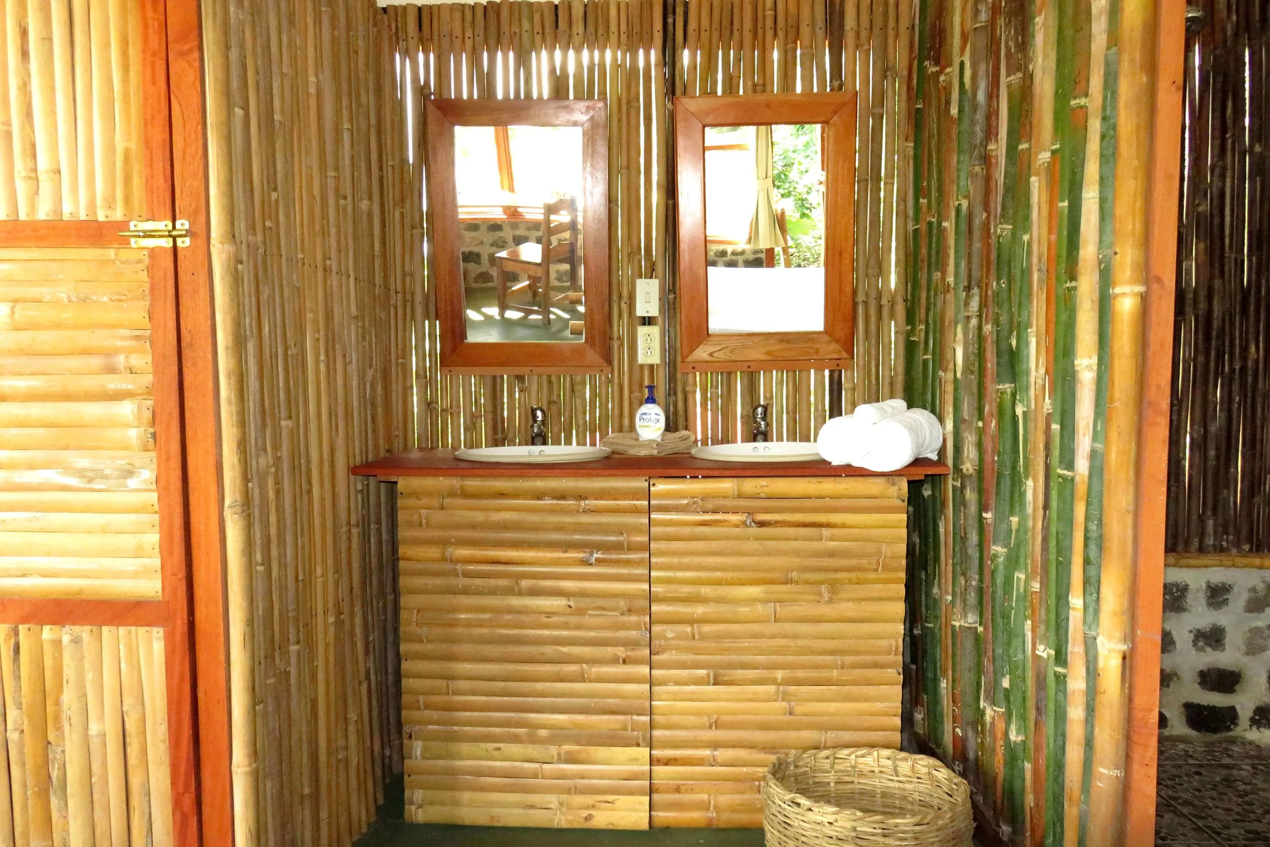 Casa Chilamate - a canopy top studio — Selvista