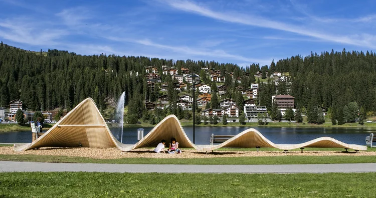 ape studio — moveart