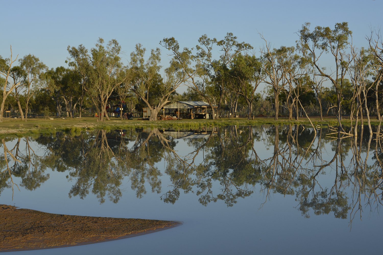 Outback Queensland Retreats — Sarah Kate Hinder